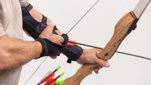 How To Properly Paper Tune A Recurve Bow – BowAddicted