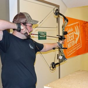 Diamond Archery Edge 320 Review [Hands-On] - BowAddicted