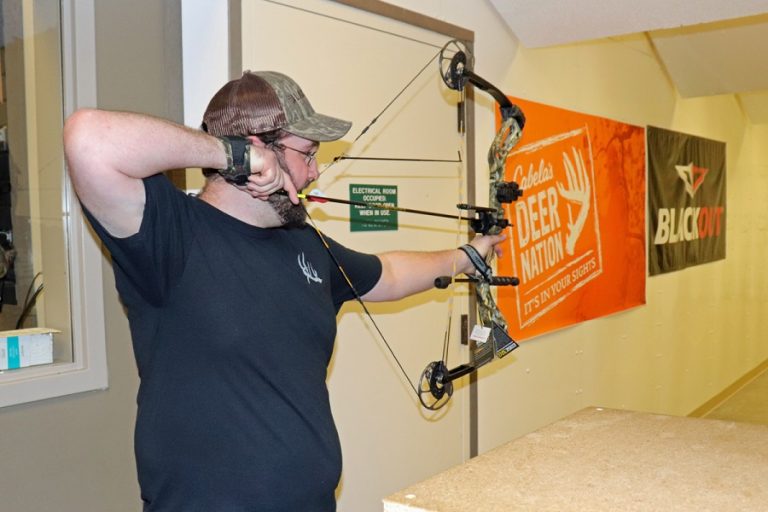 Our Review of the Best Compound Bow Packages for Archery and Hunting ...