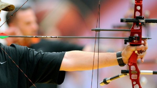 How To Adjust Draw Weight On A Compound Bow – BowAddicted