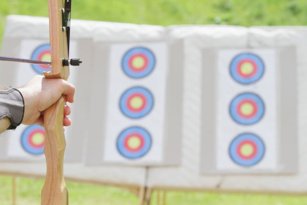 What Is The Fastest Arrow Ever Shot? – BowAddicted